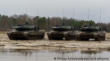 In focus: Battle tanks for Ukraine – DW – 01/24/2023