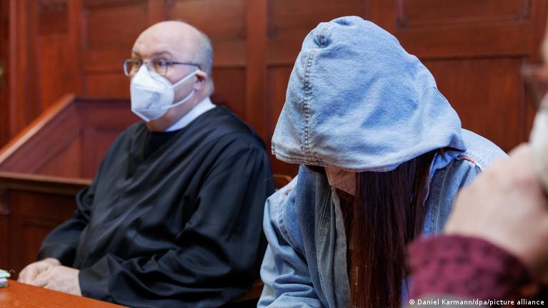 Germany: Teenagers sentenced to jail for Mistelbach murders – DW – 01 ...