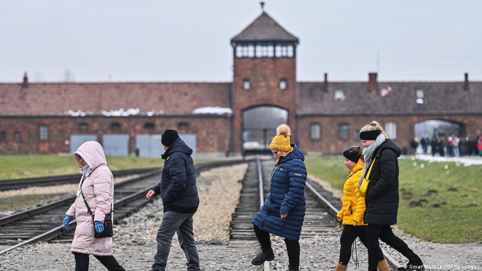 Holocaust Remembrance Day – DW – 01/27/2023