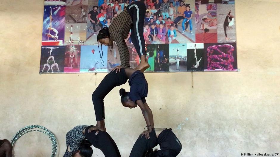 The comeback of Ethiopia's famous circus – DW – 02/16/2023