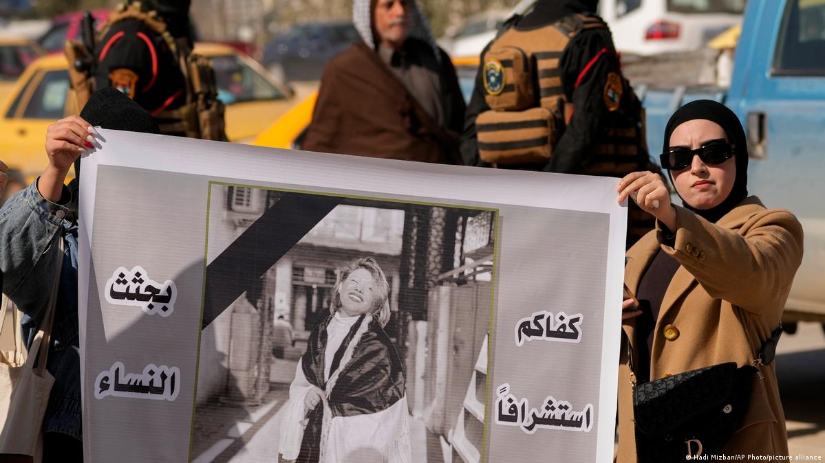 Iraq activists protest YouTube star's killing – DW – 02/05/2023