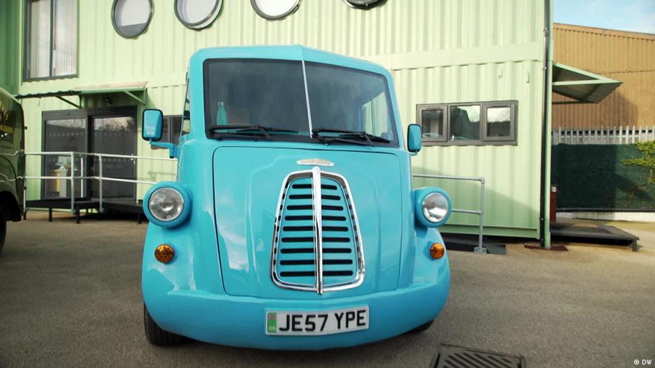 The J-Type gets an electric makeover – DW – 02/15/2023