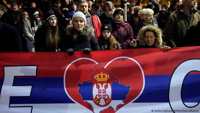 Serbian nationalists protest against Kosovo plan