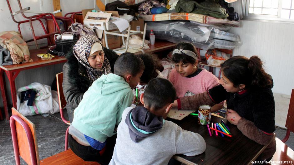Earthquake survivors face lasting trauma