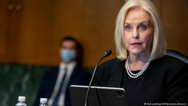 Cindy McCain will lead UN World Food Program – DW – 03/02/2023