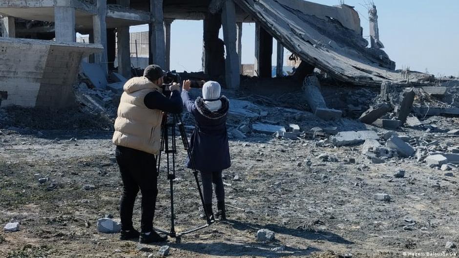 A female journalist in Gaza needs a "strong personality and courage ...