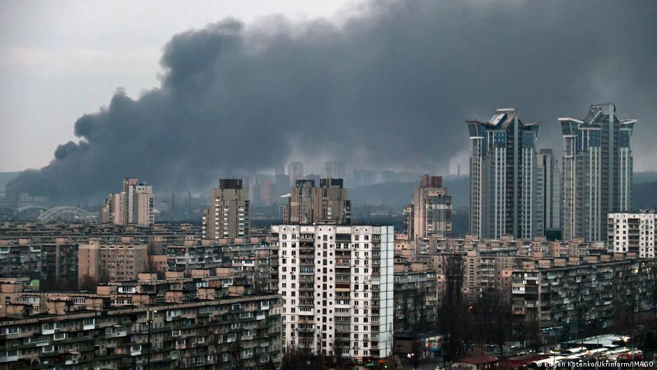 Indian medical students return to war-torn Ukraine – DW – 03/15/2023