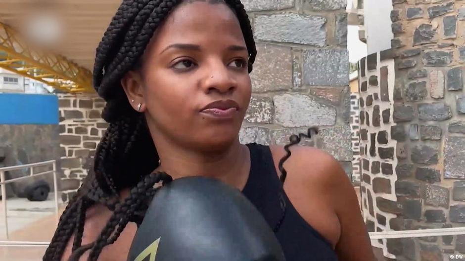 Cape Verde: Female boxer fights prejudice – DW – 03/13/2023