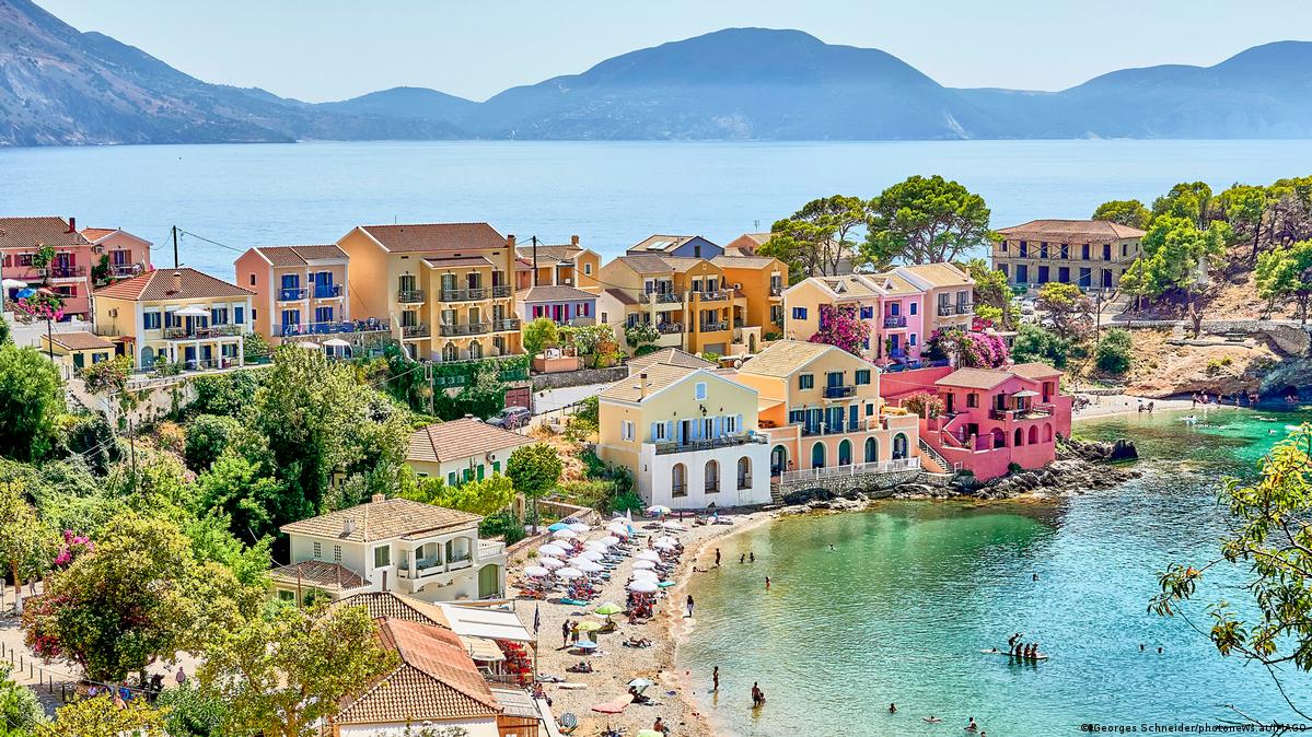 Η Κεφαλονιά καλύτερο ελληνικό νησί για τους Βρετανούς – DW – 11/03/2023