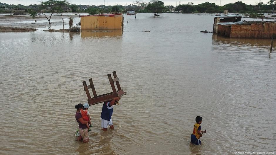Lluvias En Perú Dejan Un Muerto Y Graves Daños Materiales Dw 17 03 2023