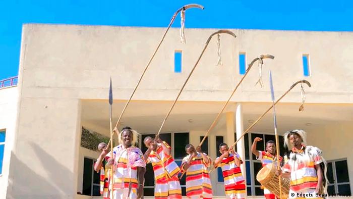 ዲንካ ባሕላዊ የዳዋሮዎች የሙዚቃ መሳሪያ | ባህል | DW | 23.03.2023