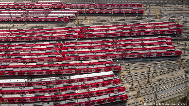 German union announces nationwide rail strike for Friday