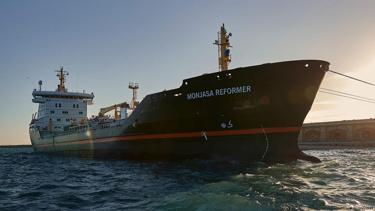 Pirates attack Danish ship in Gulf of Guinea, kidnap crew