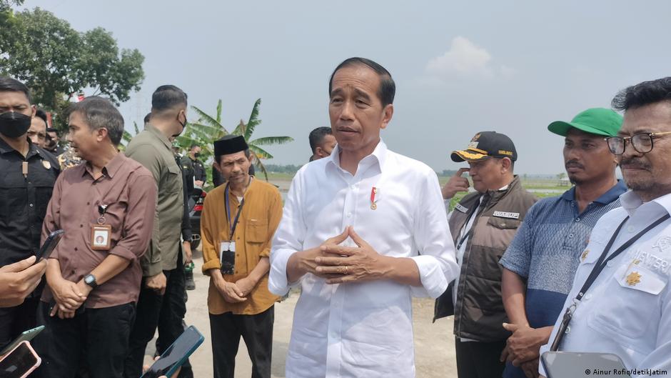 Pildun U-17 Bareng Coldplay, Jokowi: Stadion Tak Cuma GBK – DW – 26.06.2023