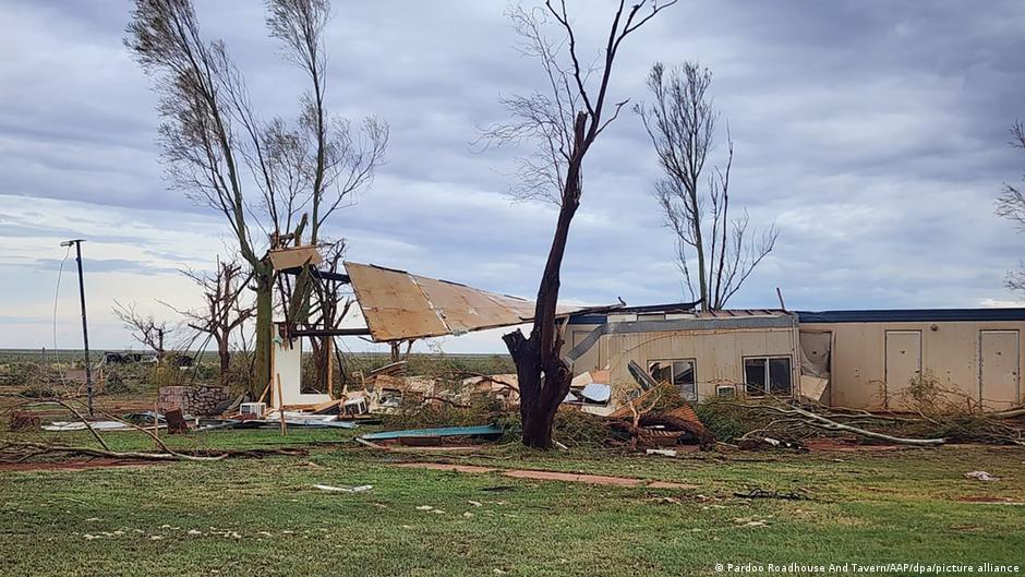 Ciclón Ilsa golpea costa australiana con intensidad máxima – DW – 14/04 ...