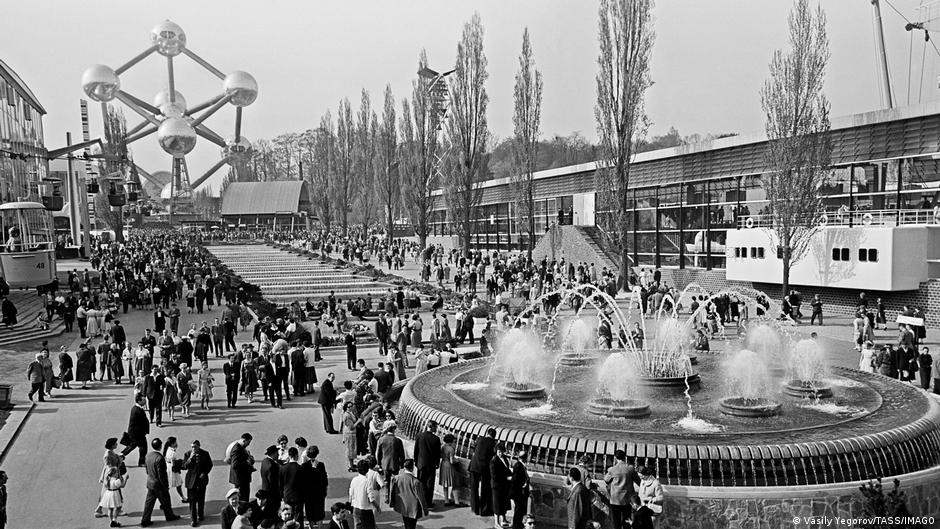 'Human zoos': Europe struggles to confront its racist past – DW – 04/16 ...