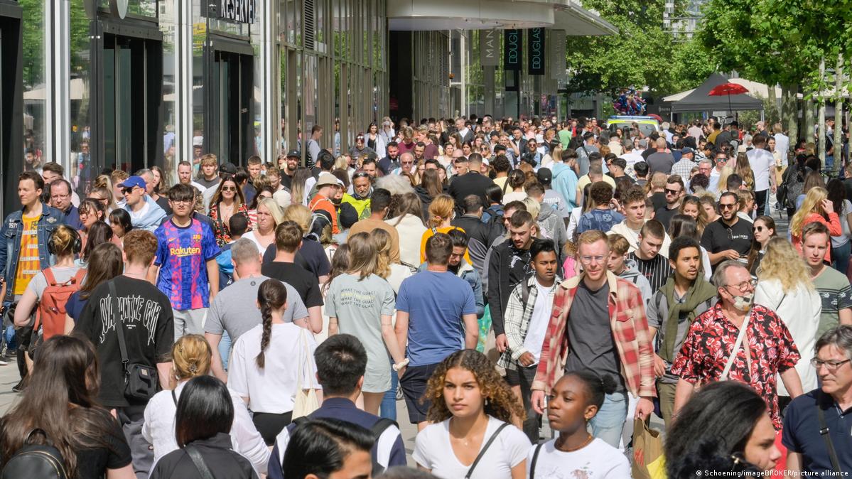 Imigran di Jerman Lebih dari 18% dari Populasi – DW – 21.04.2023