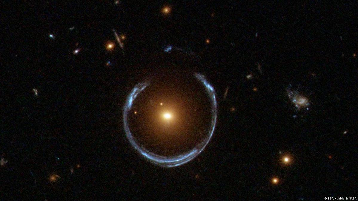 Misión Euclid de la ESA descubre nuevo "anillo de Einstein" – DW – 10/02/2025
