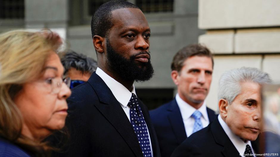 US: Rapper Pras Michel found guilty of political conspiracy – DW – 04 ...
