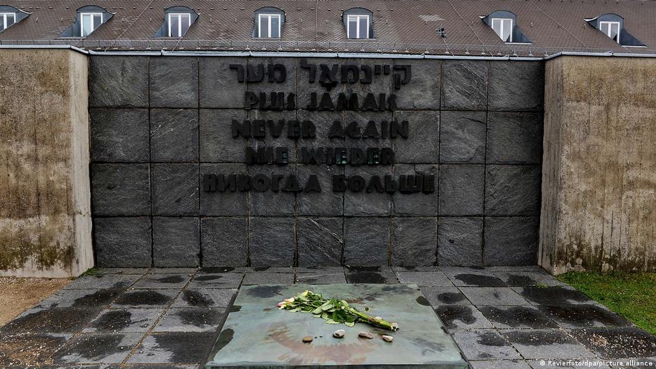 Polski napis „Nigdy więcej” w Dachau. Sprawa nabiera tempa