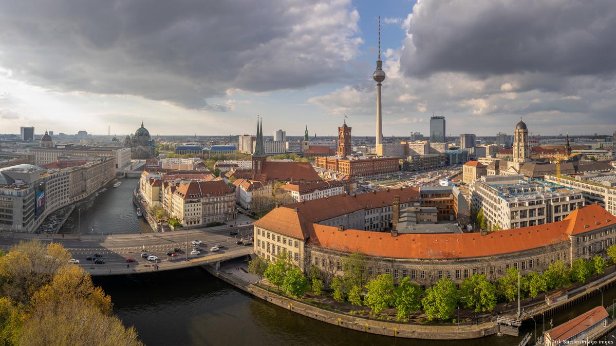 Berlin – DW