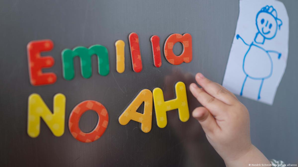 Emilia and Noah top German list of baby names for third year