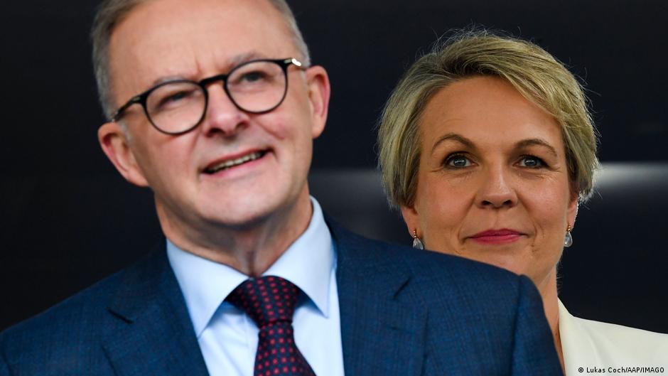 Australia's Labor government clears first new coal mine – DW – 05/12/2023