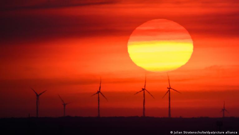 Paris Agreement 10 years on: More wins than you may realize – DW – 11/12/2025