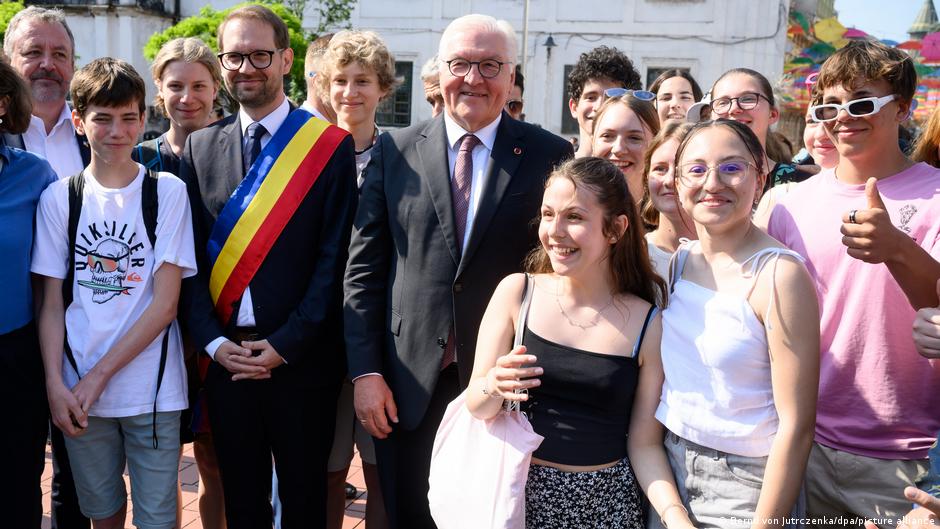 Steinmeier: "Trebuie să ne uităm mai mult spre România" – DW – 26.05.2023