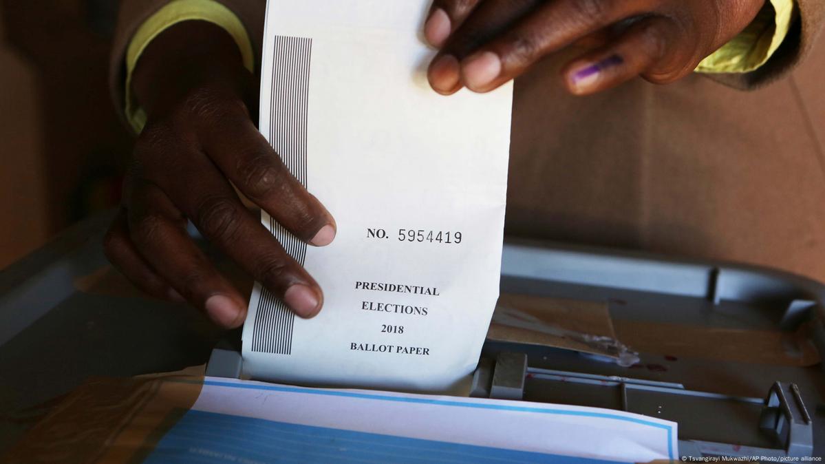 Zimbabwe Gears Up For Crucial General Election Dw 08202023