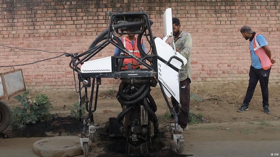 India: Robot saving Dalits from dehumanizing sewer work