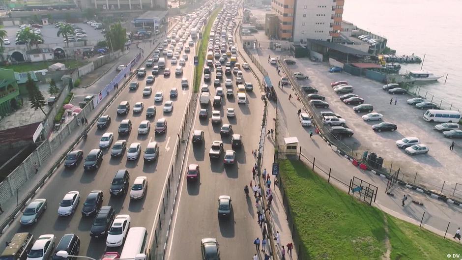 Pinwheel: Traffic congestion in Africa's cities – DW – 06/09/2023