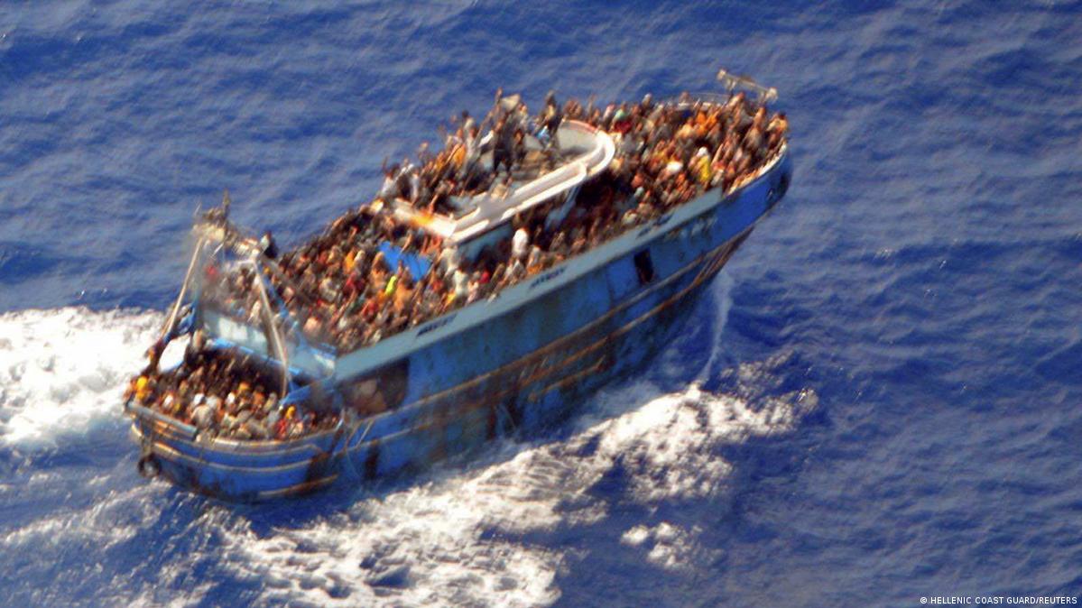 Pakistan mourns victims of capsized boat on Greek coast