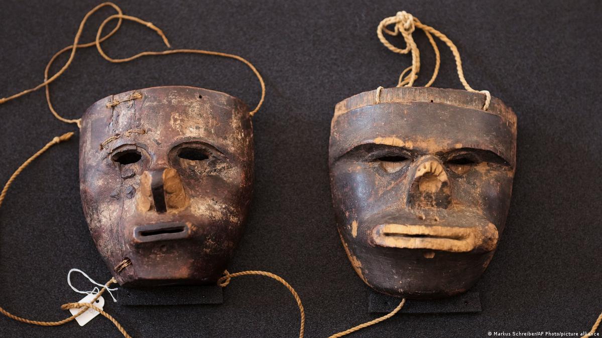 Germany hands back centuries-old masks to Colombia – DW – 06/16/2023