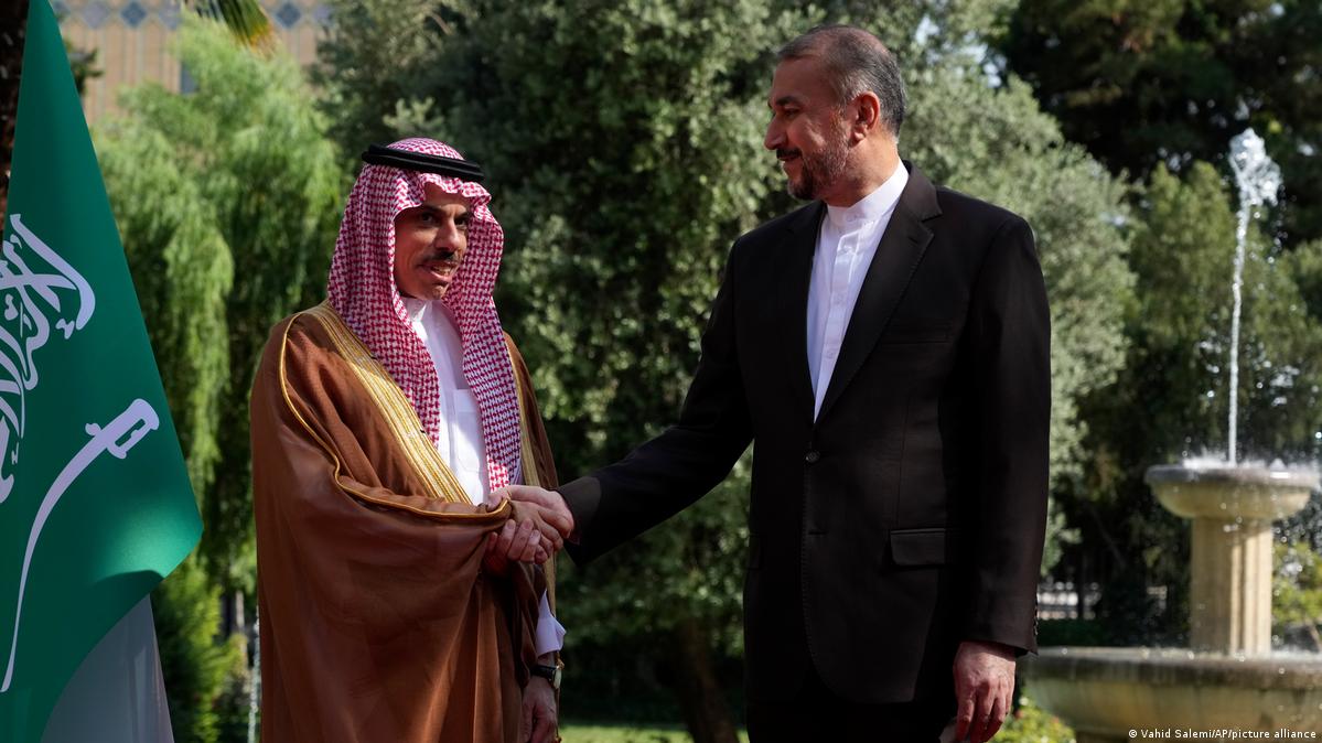 Saudi top diplomat visits Tehran for first time in years