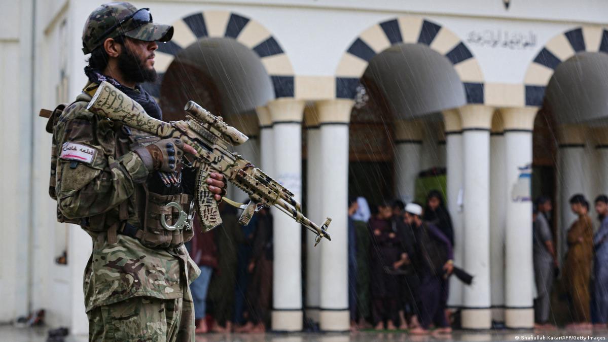 UN: Al-Kaida unterwandert Taliban-Strukturen in Afghanistan – DW – 29. ...