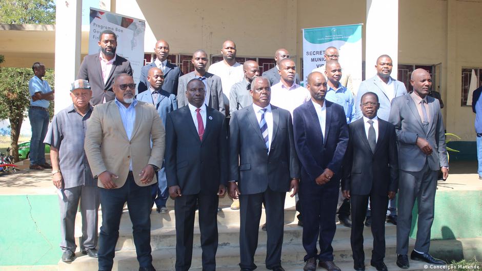 Moçambique: Secretarias virtuais podem "prevenir corrupção" – DW – 01 ...