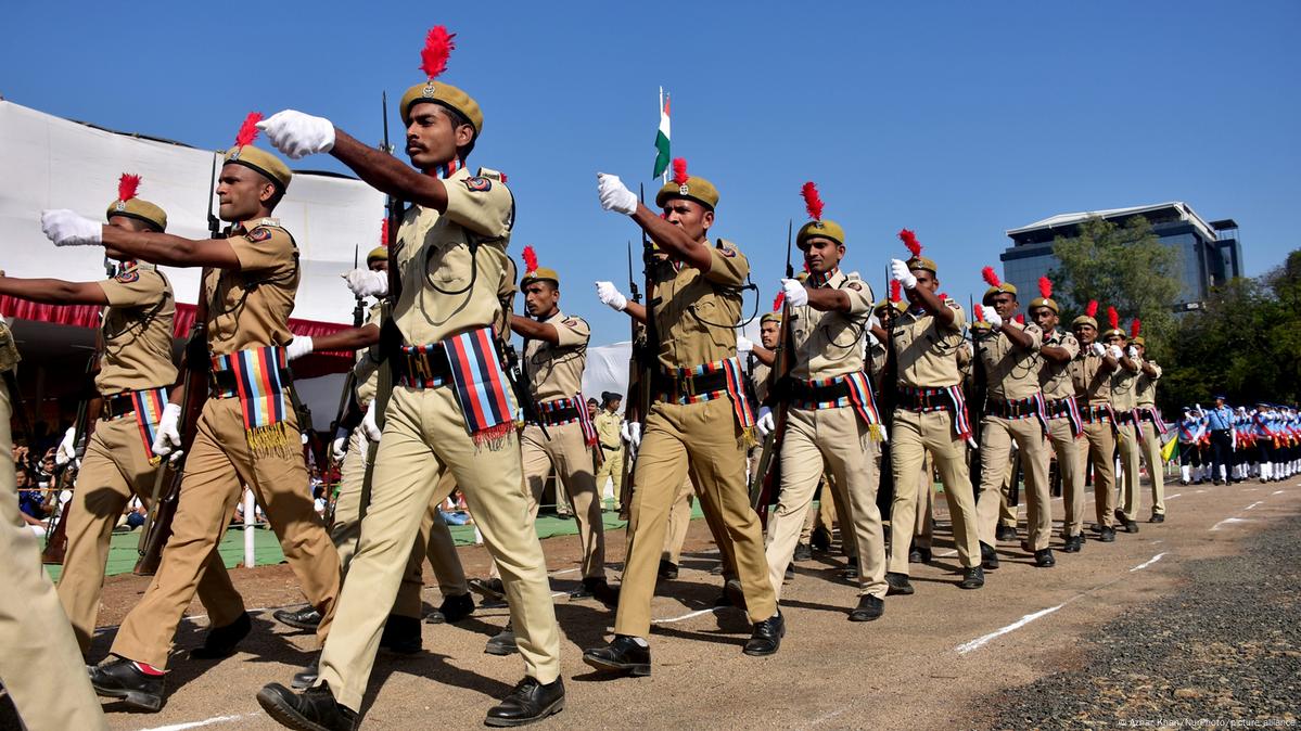 Indias Transgender People Demand Inclusion In Police Forces Dw 07