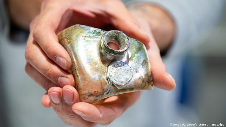 German shipwreck's 400-year-old treasures uncovered