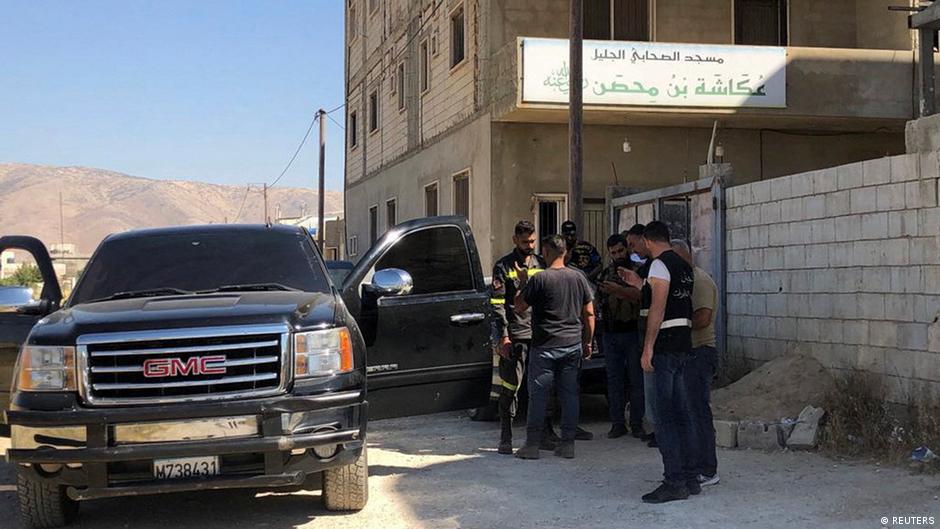 Lebanon mosque shooting leaves 1 dead – DW – 07/07/2023