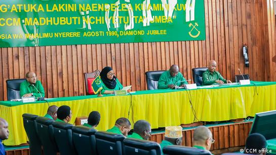 Katibu Mkuu wa chama tawala Tanzania ajiuzulu – DW – 30.11.2023