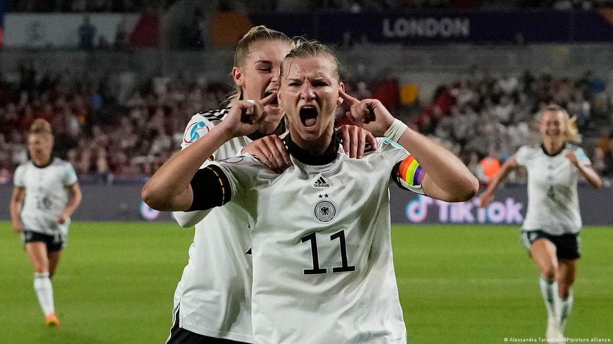 World Cup: Alex Popp's legacy shines for Germany – DW – 07/14/2023