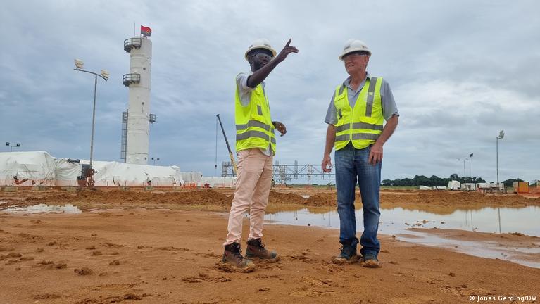 Angola's new oil refinery brings hopes and fears – DW – 07/21/2023