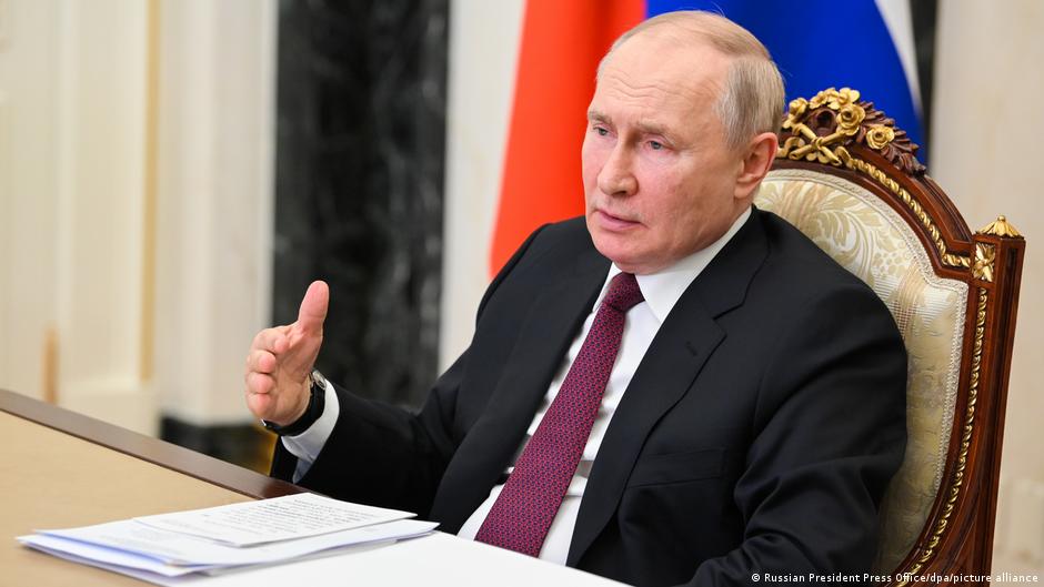 Putin warns Poland against Belarus 'aggression' – DW – 07/22/2023