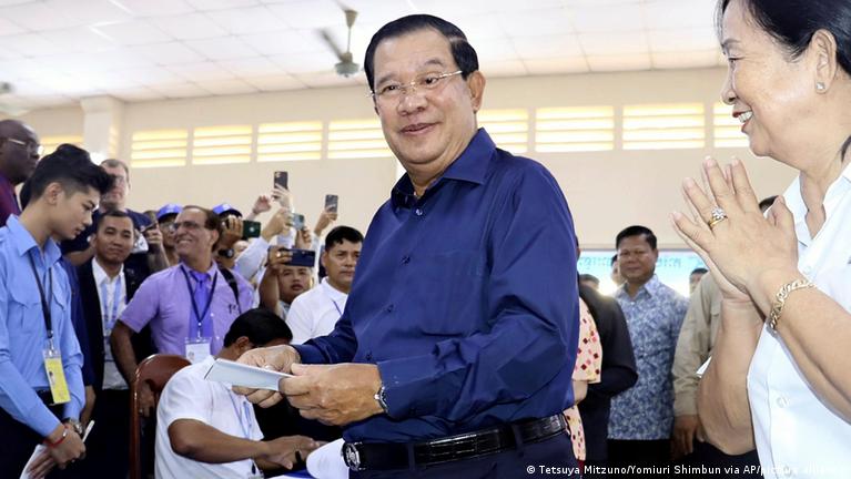 Cambodia: Hun Sen's dynasty consolidates grip on power