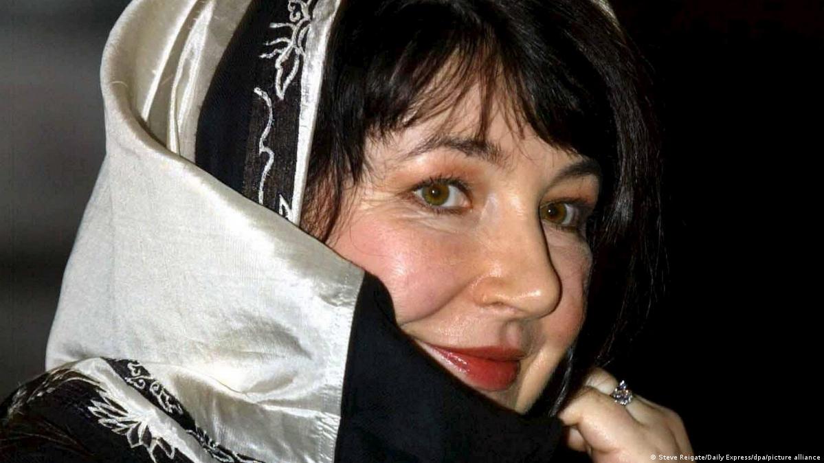 Most Wuthering Heights Day Ever' as Kate Bush turns 65 – DW – 07/30/2023