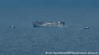 Netherlands says cargo ship fire appears to be out – DW – 08/01/2023