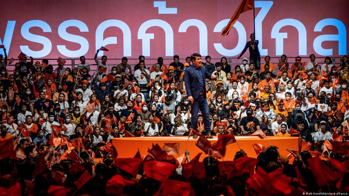 Thailand: Top court to hear case to dissolve reformist party – DW – 04/03/2024