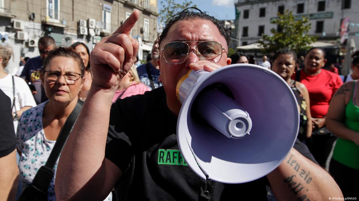 Italy: Meloni pressured by welfare cuts and slowing economy – DW – 08 ...