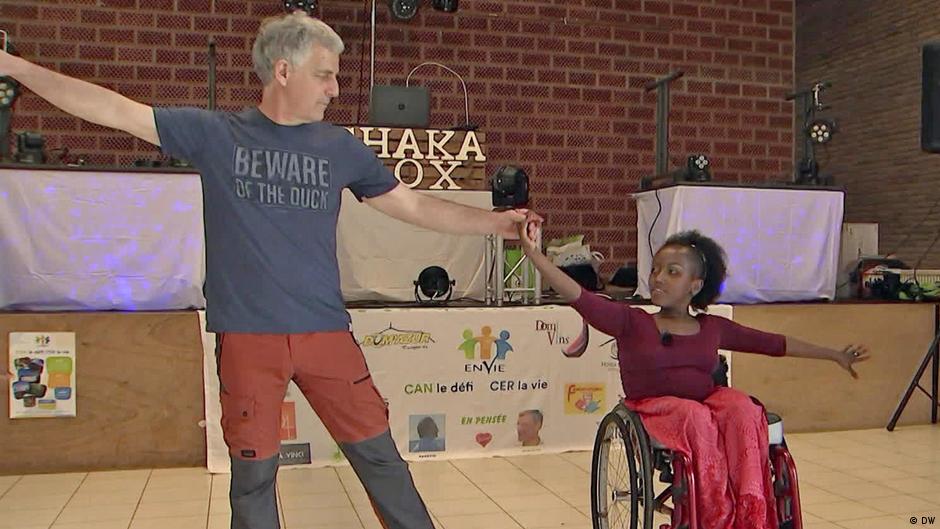 Belgium: the wheelchair dancer – DW – 08/21/2023